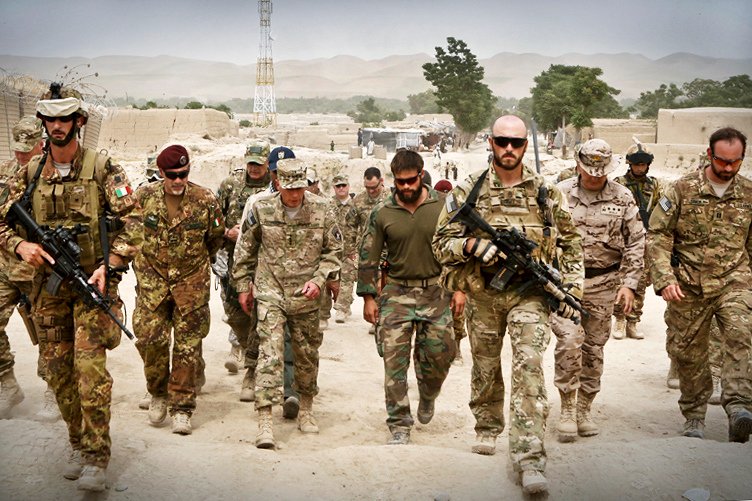 5 things to know about Gen. David Petraeus - the work